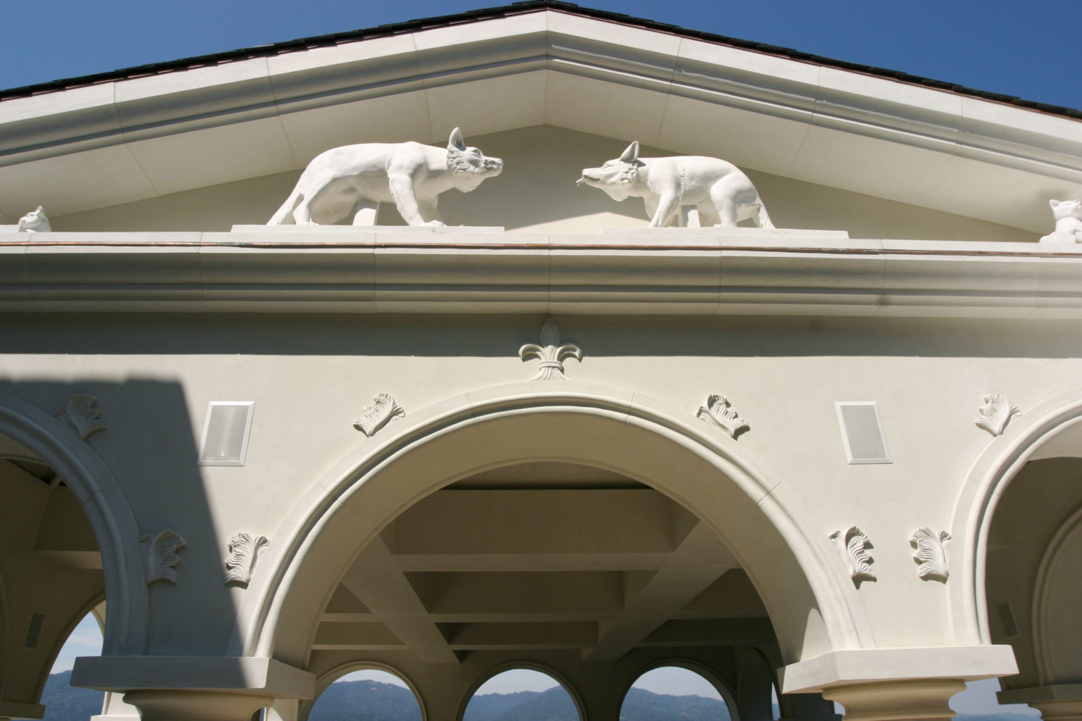 Baystone – Architectural elements for owners and designers with an ...